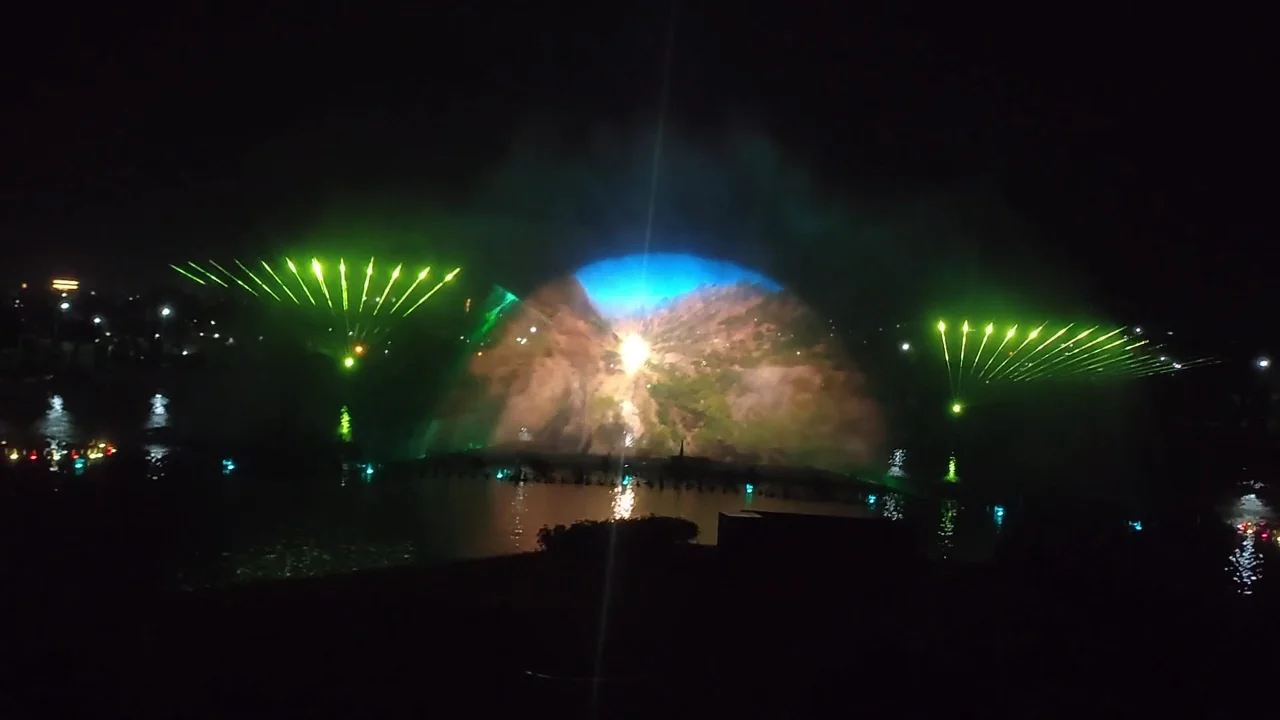 Water Crown Free Design Water Curtain Movie Screen Water Screen ...