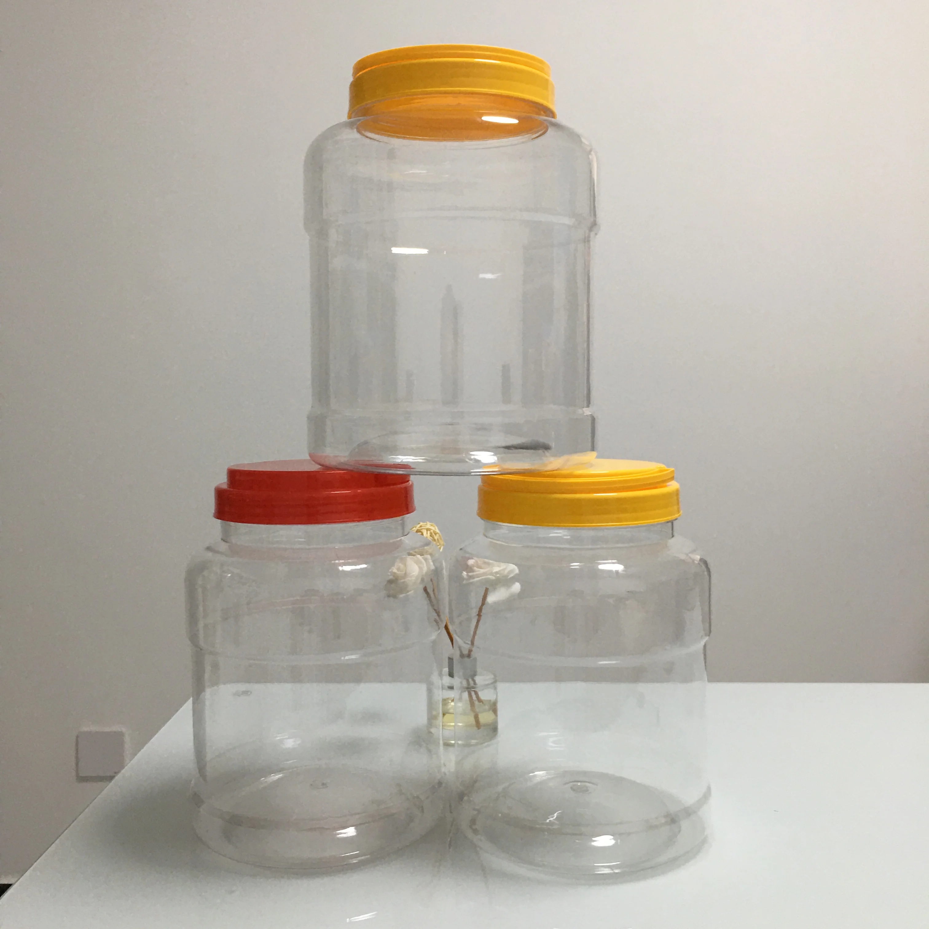 Alibaba.com: 2L 3L 4L round plastic food storage container with handle ...