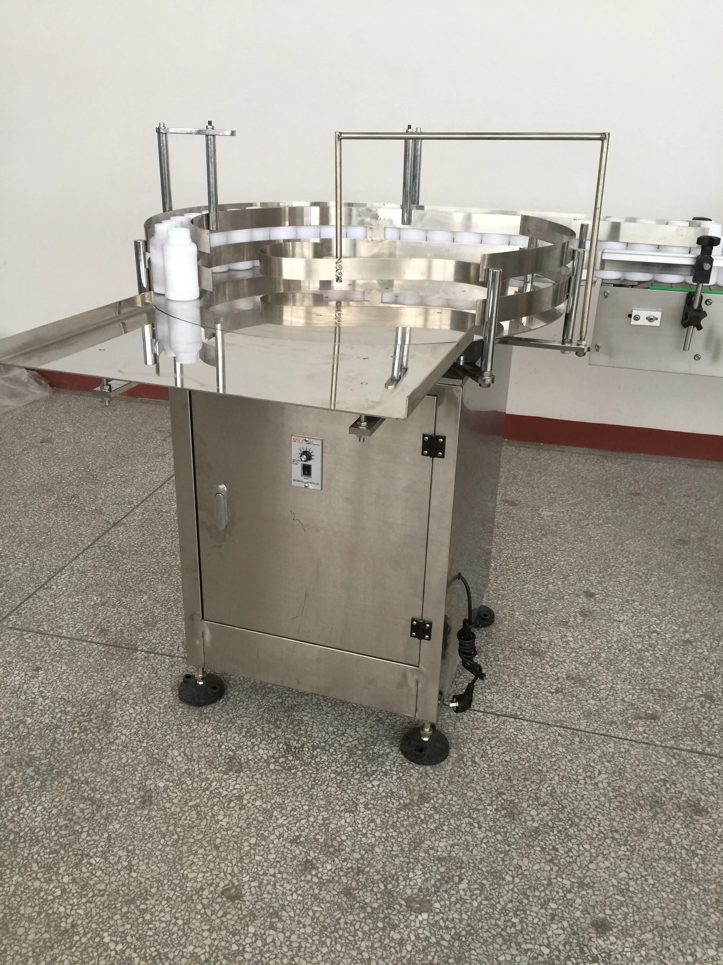 U Type Hopper Pneumatic Paste Filling Machine With Mixing Stirrer for ...
