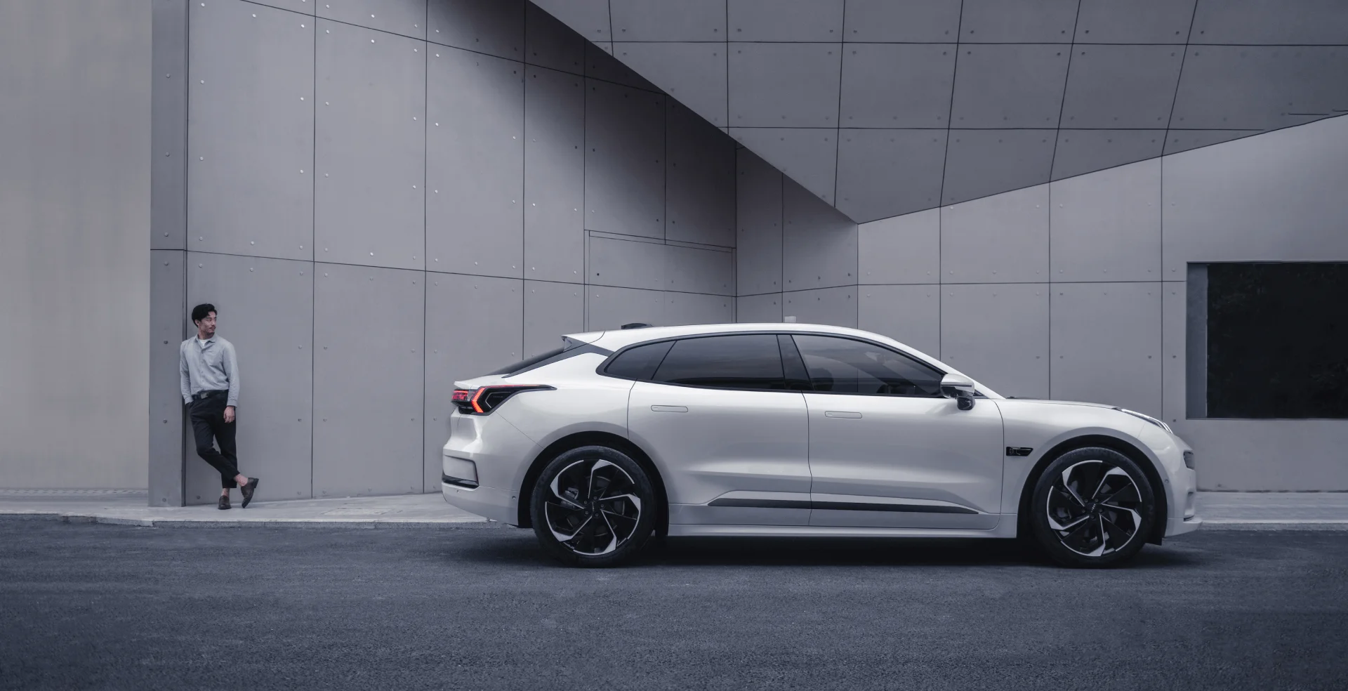 2023 Geely Zeekr 001 Electric Car New Energy Vehicles 741/1032km ...