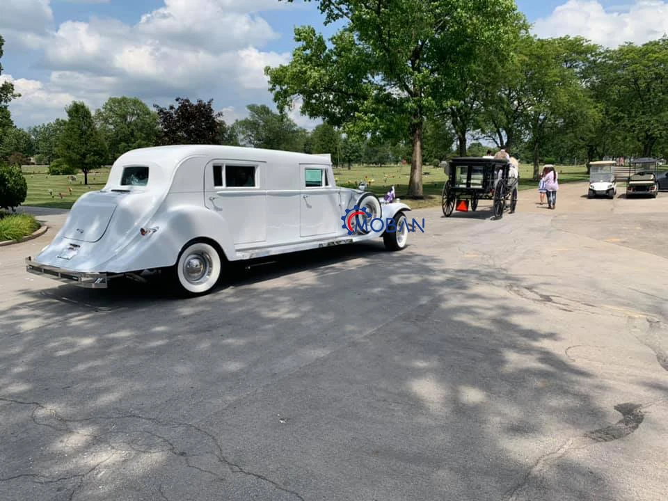 New Horse-drawn Hearse Special Hearse For Funeral White Side Window ...