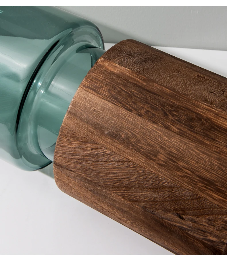 Elegant Vase Glassware - Perfect for All-Season Home Decor