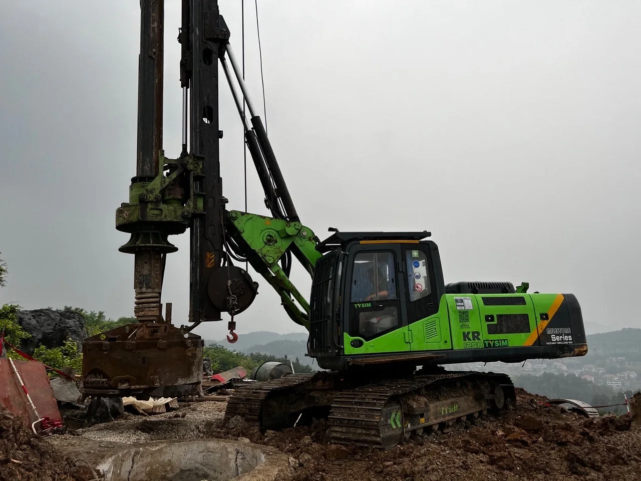High Efficiency Hydraulic CFA Piling Rig KR125E from China