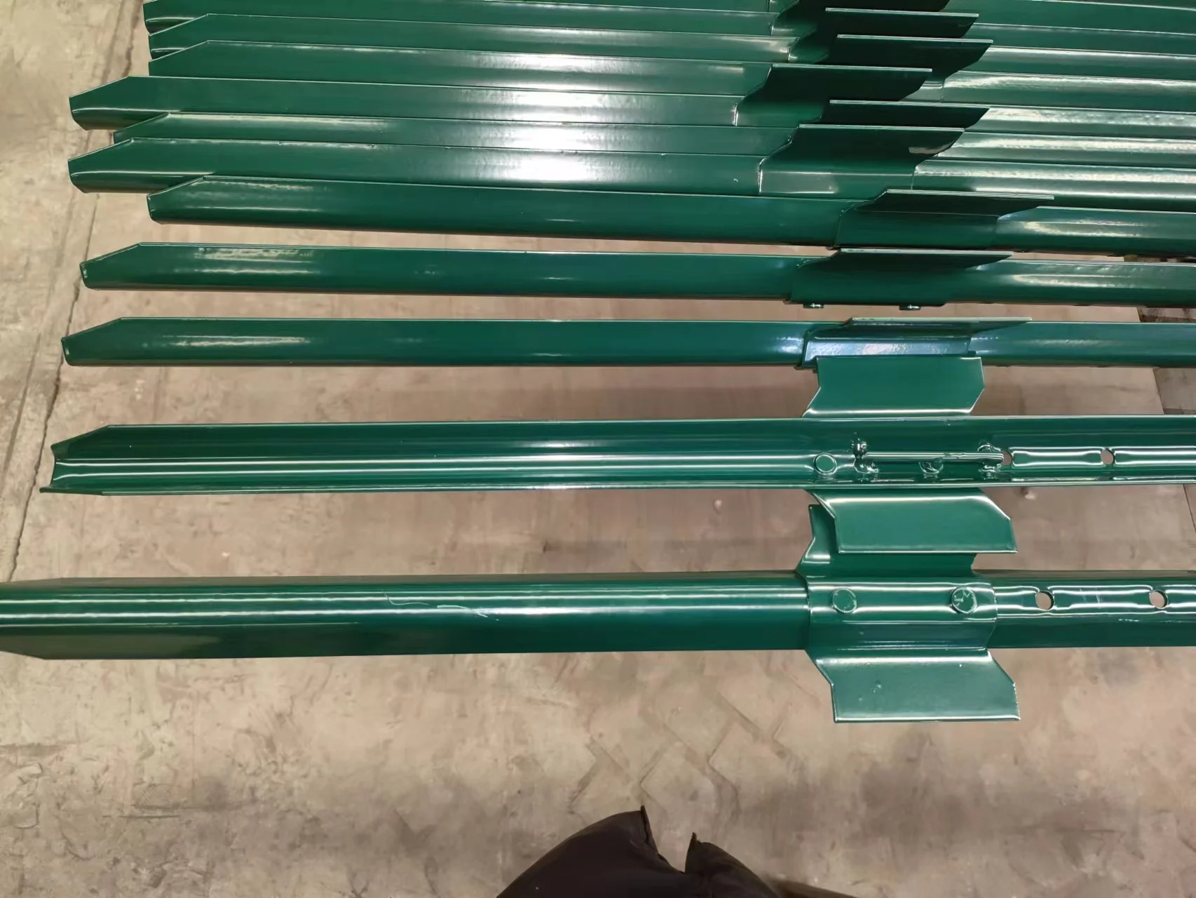 Factory-powder Coated Steel U Fence Post Metal Security Fence For Farms ...