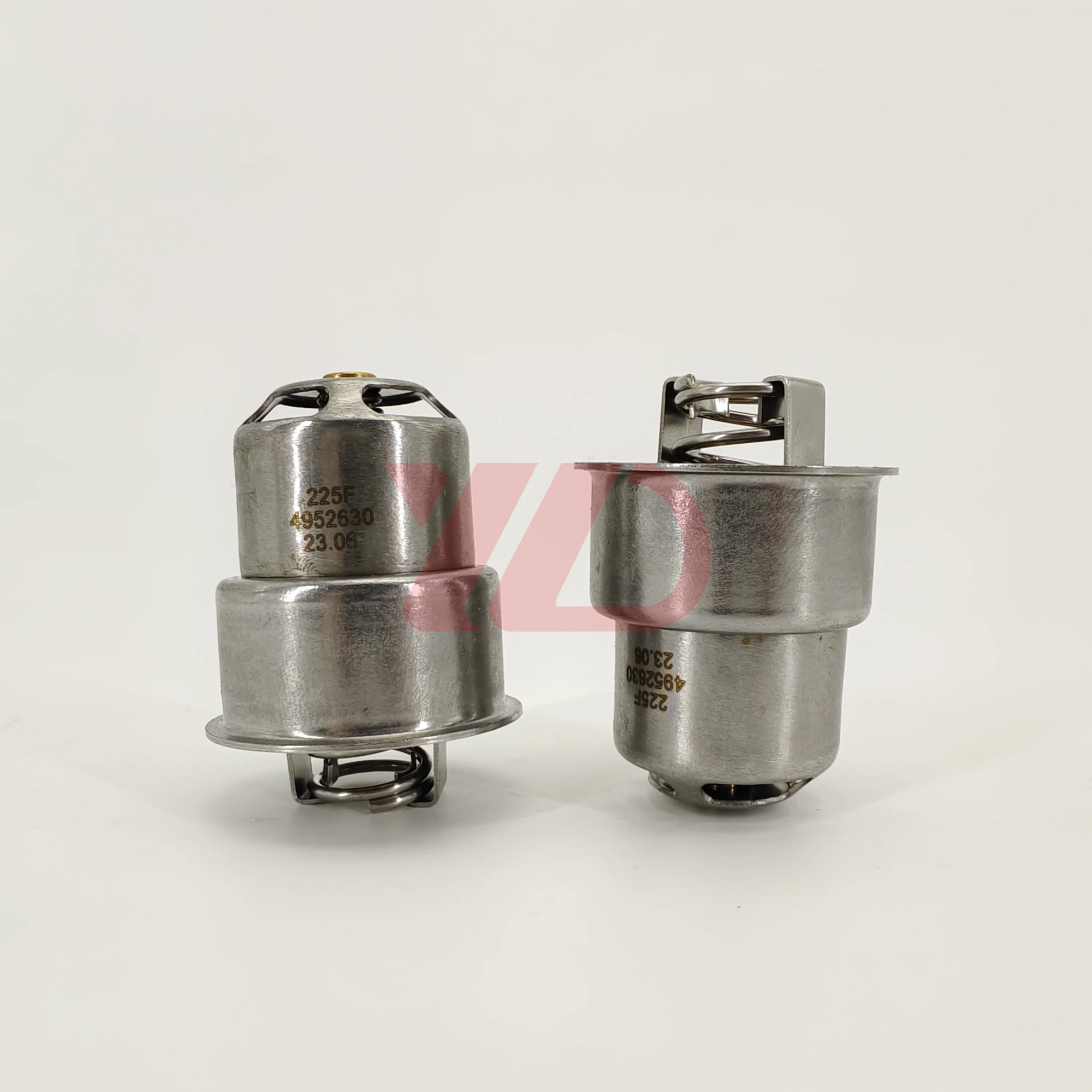 Genuine Qsm11 Ism11 M11 Diesel Engine Parts Coolant Thermostat 4952630 ...