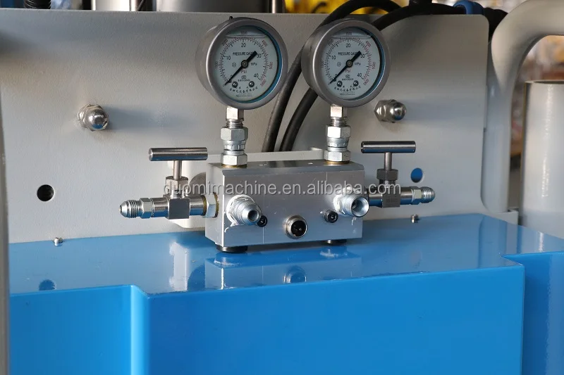 Polyurethane Foam Polyol Isocyanate Pu Foaming Machine For Wall ...