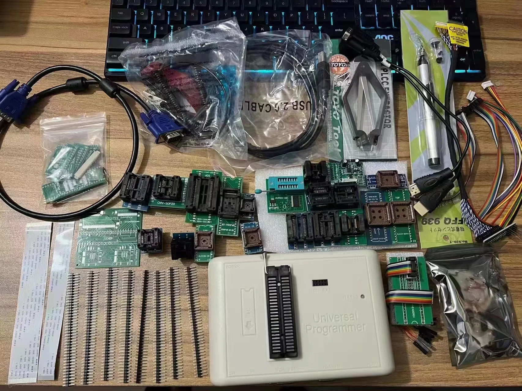 High Quality RT809H Universal Programmer - 38 Adapter Sockets