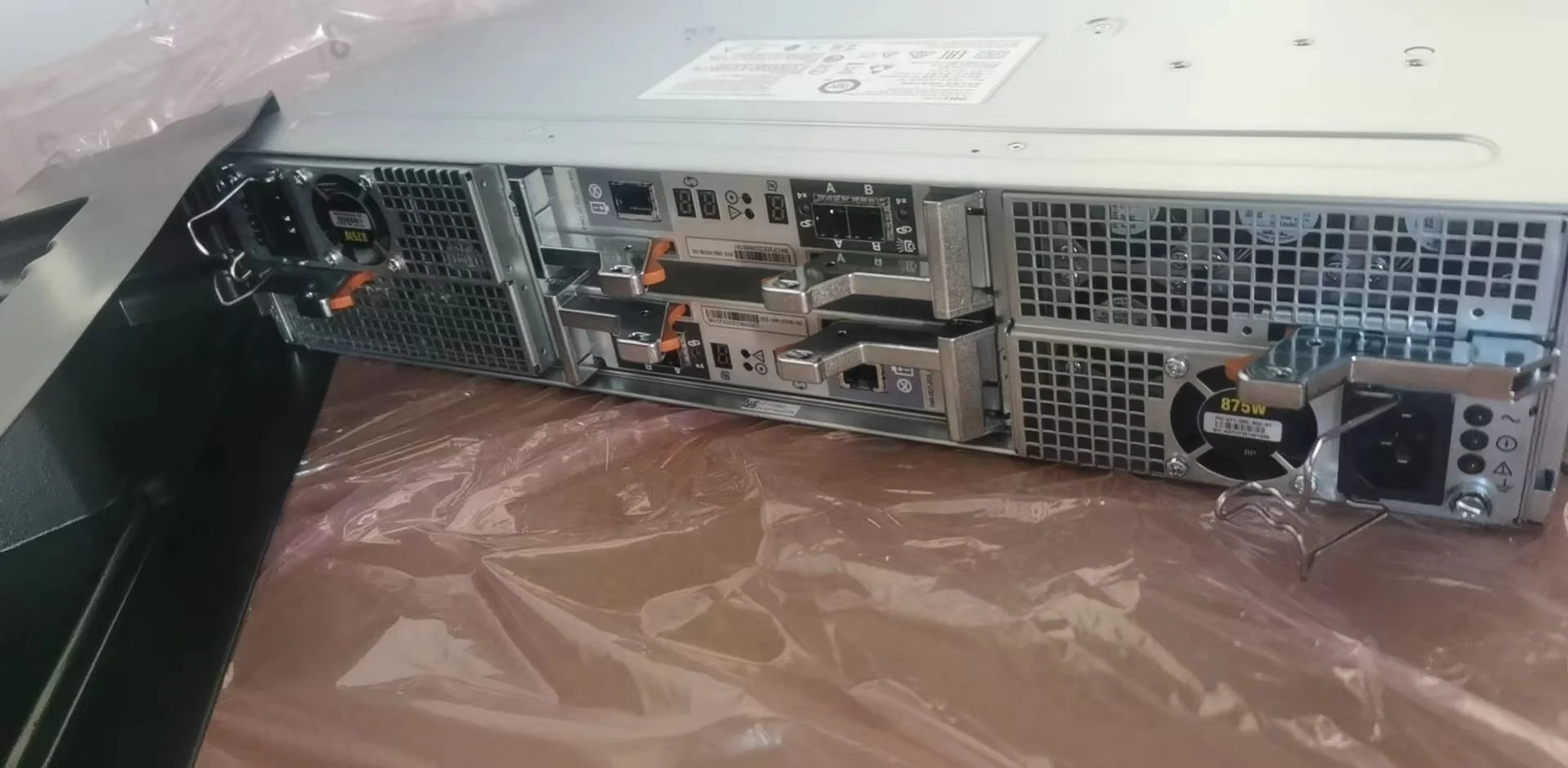 DELL EMC UNITY XT 680 Storage - 384GB Cache, Dual Controllers