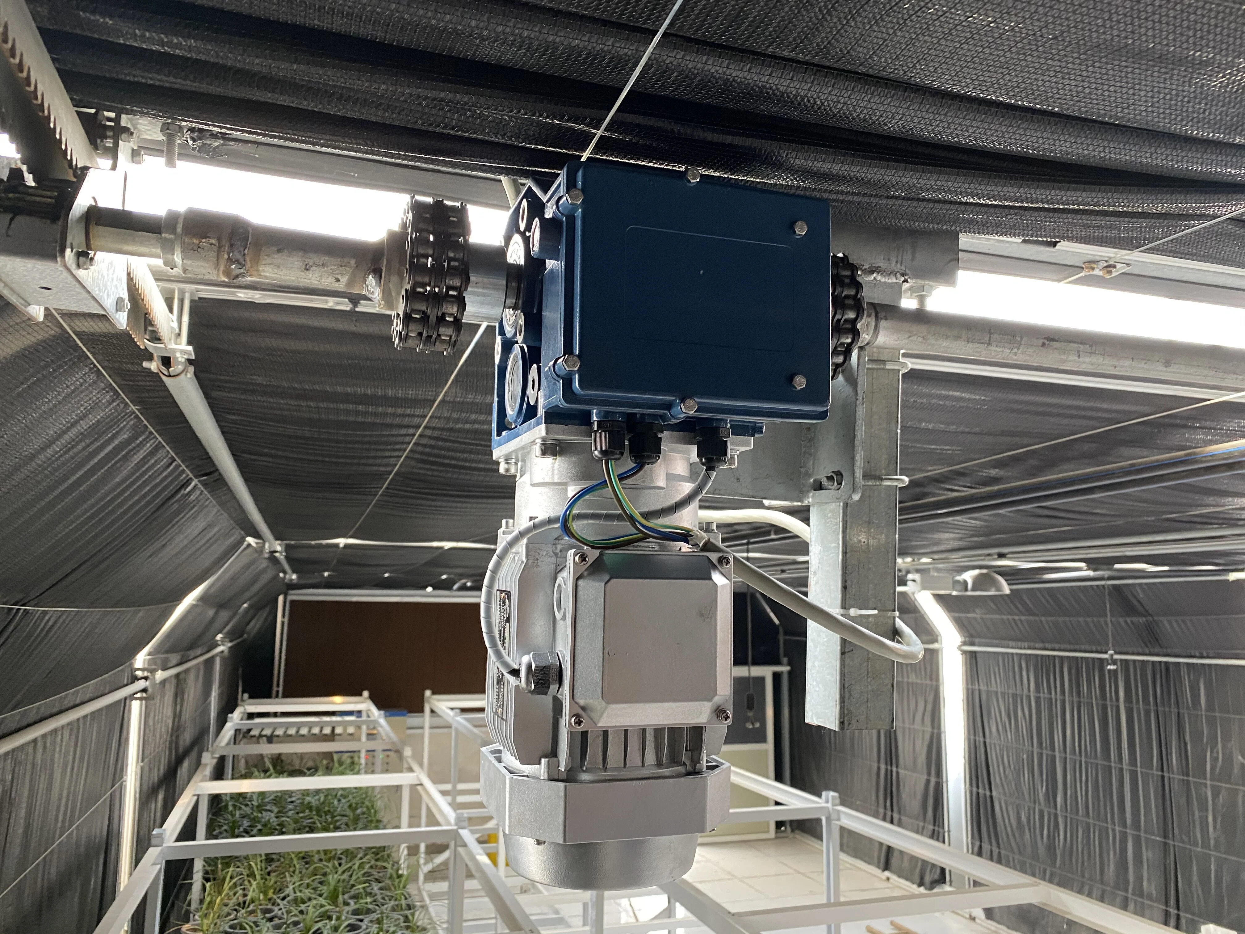 Maxpower Gear Motor for Greenhouse Rack and Pinion System