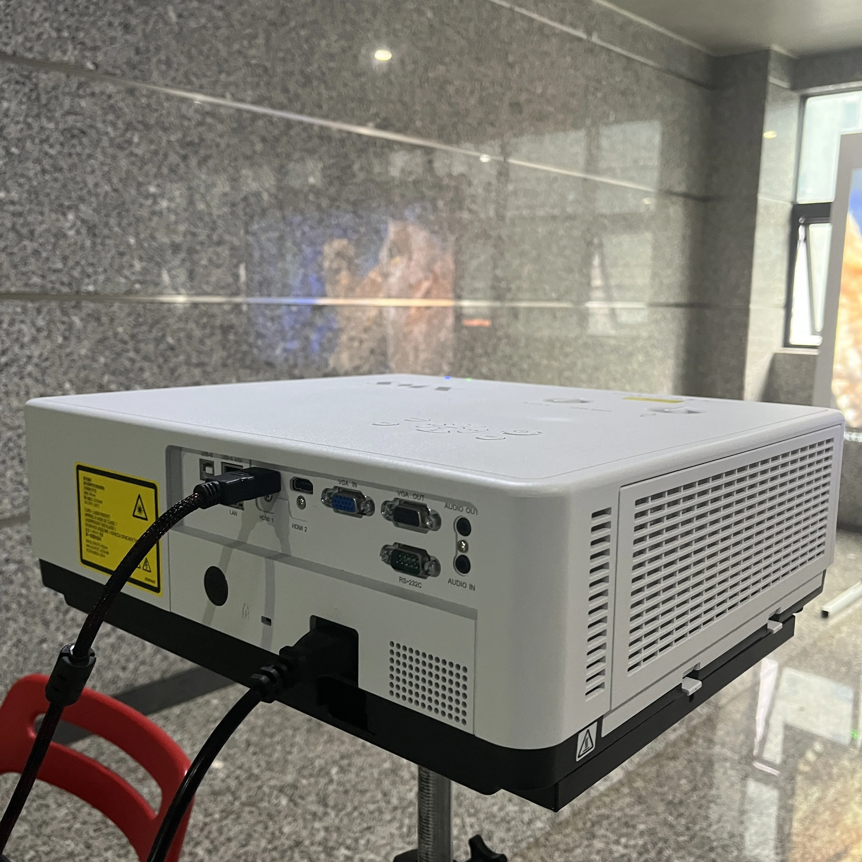 Alibaba.com: 4k Laser Projector with 3LCD HD True 3D and 7000 ANSI ...