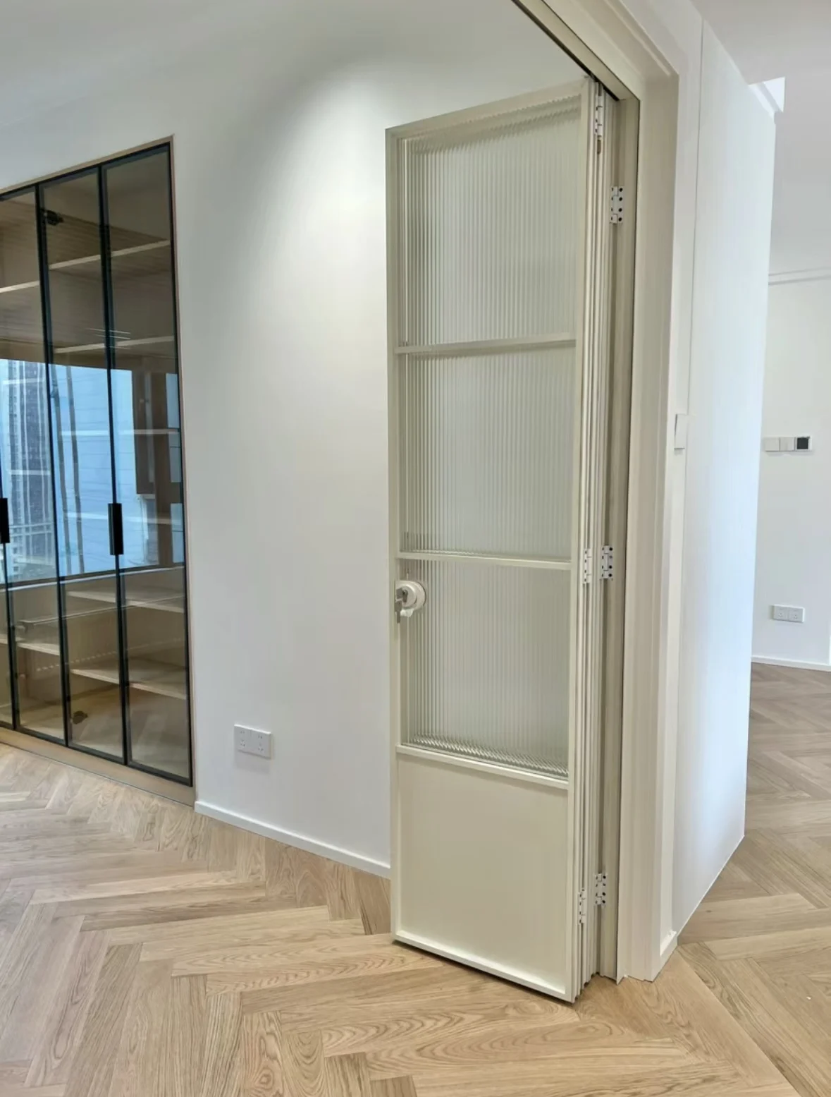 Waterproof Fiberglass Screen Door With Aluminum Alloy Frame Finished ...