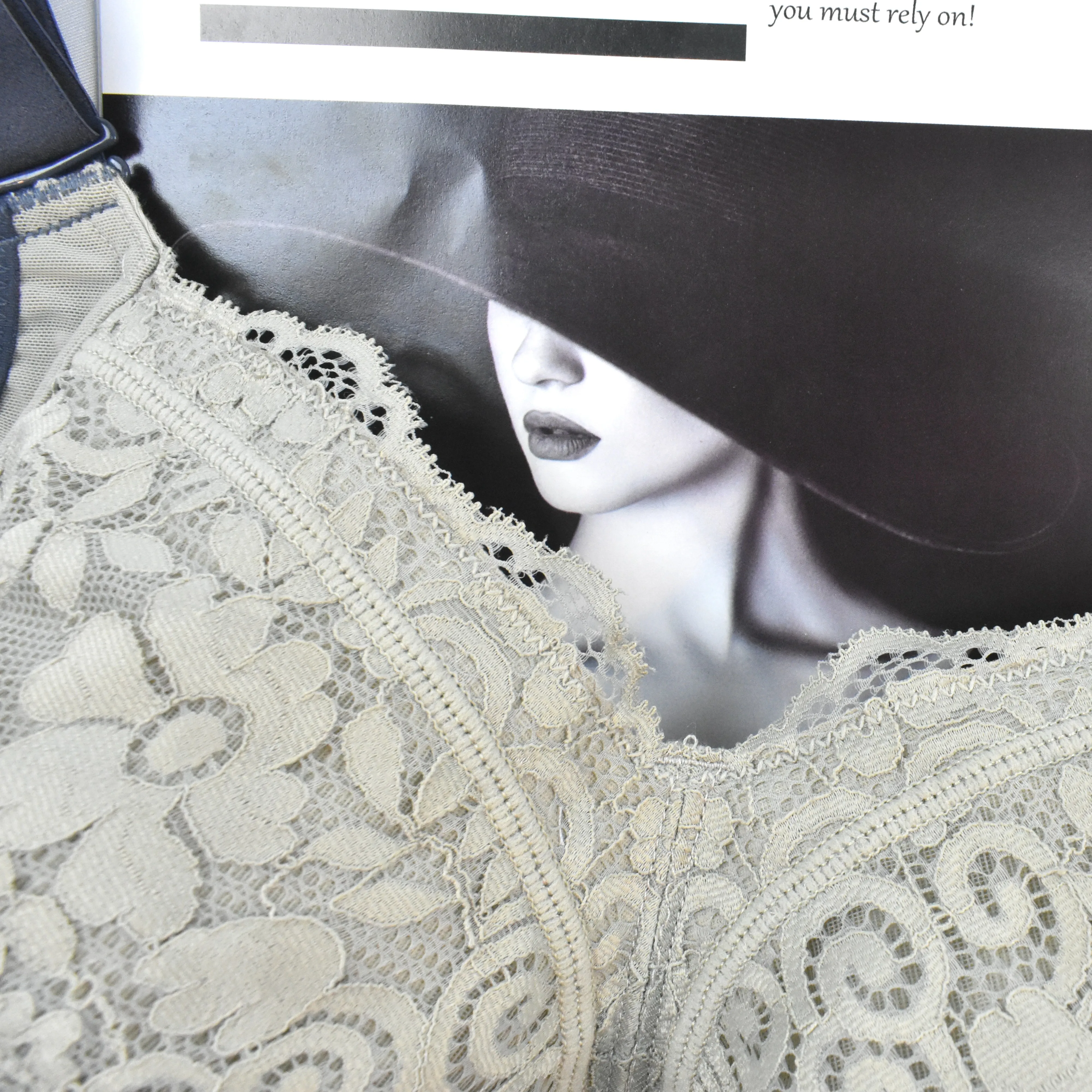 90d-105d Full Cup Wireless Solid Seamless Floral Print Lace Bralette ...