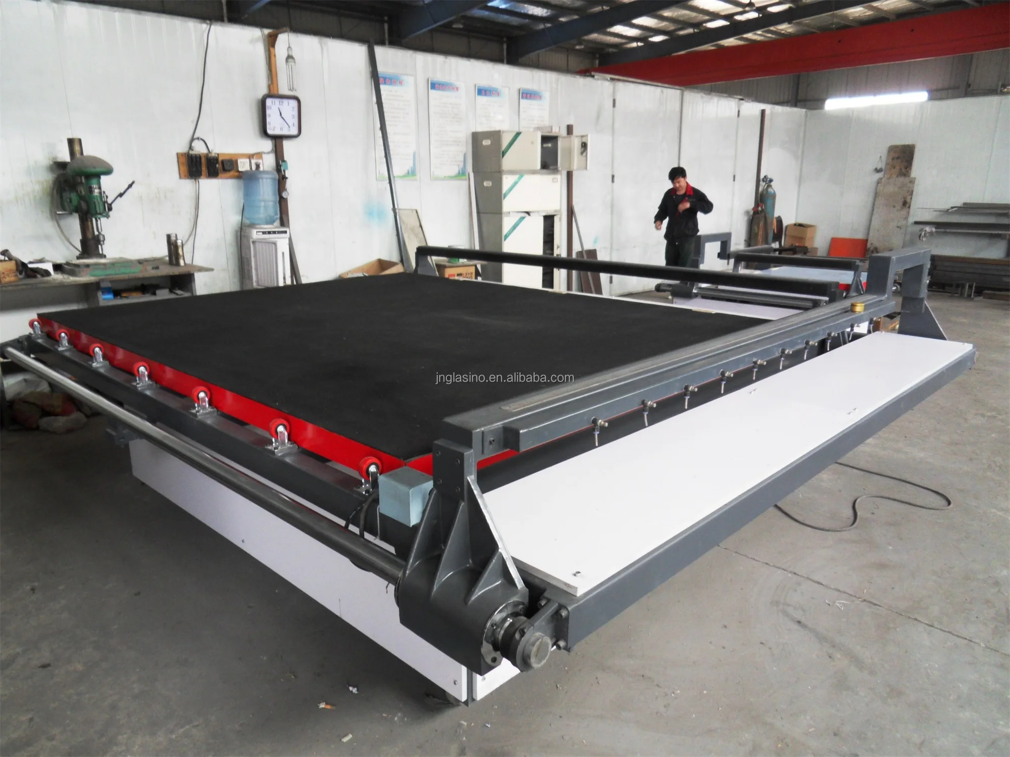 2026 Manual Glass Cutting Table Precision Glass Cutter Table Glass ...