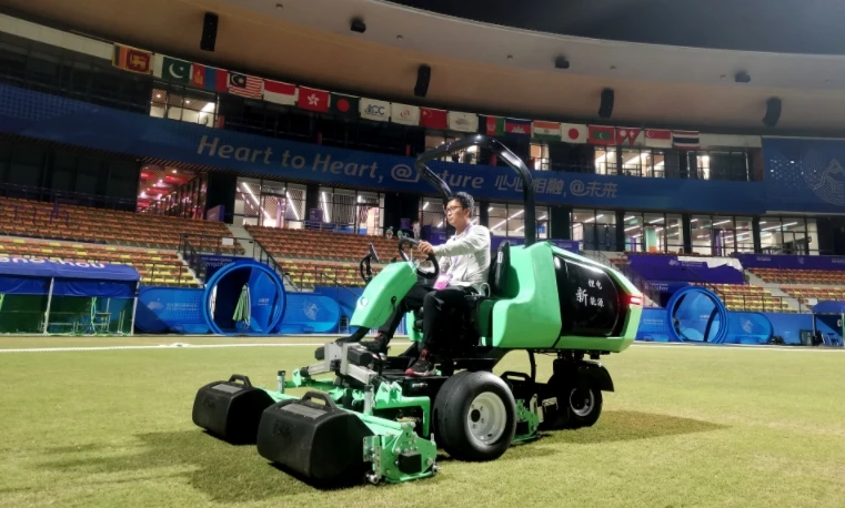 Triple-blade Electric Riding Lawn Mower For Golf Course - Buy ...