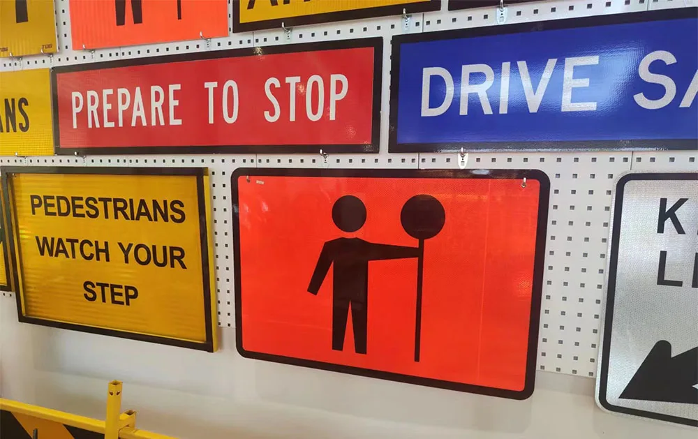 2024 Oem Australian Standard Road Reflective Multi Message Construction ...