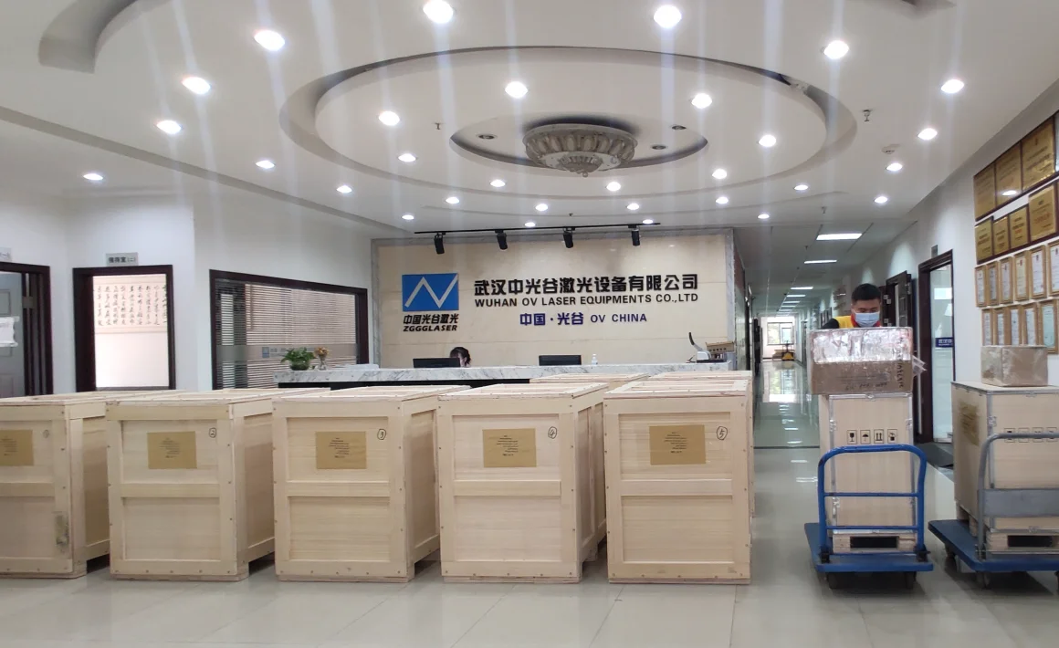 Animal Cattle Ear Tag Printer 20w Laser Fiber Marking Machine 30w For ...