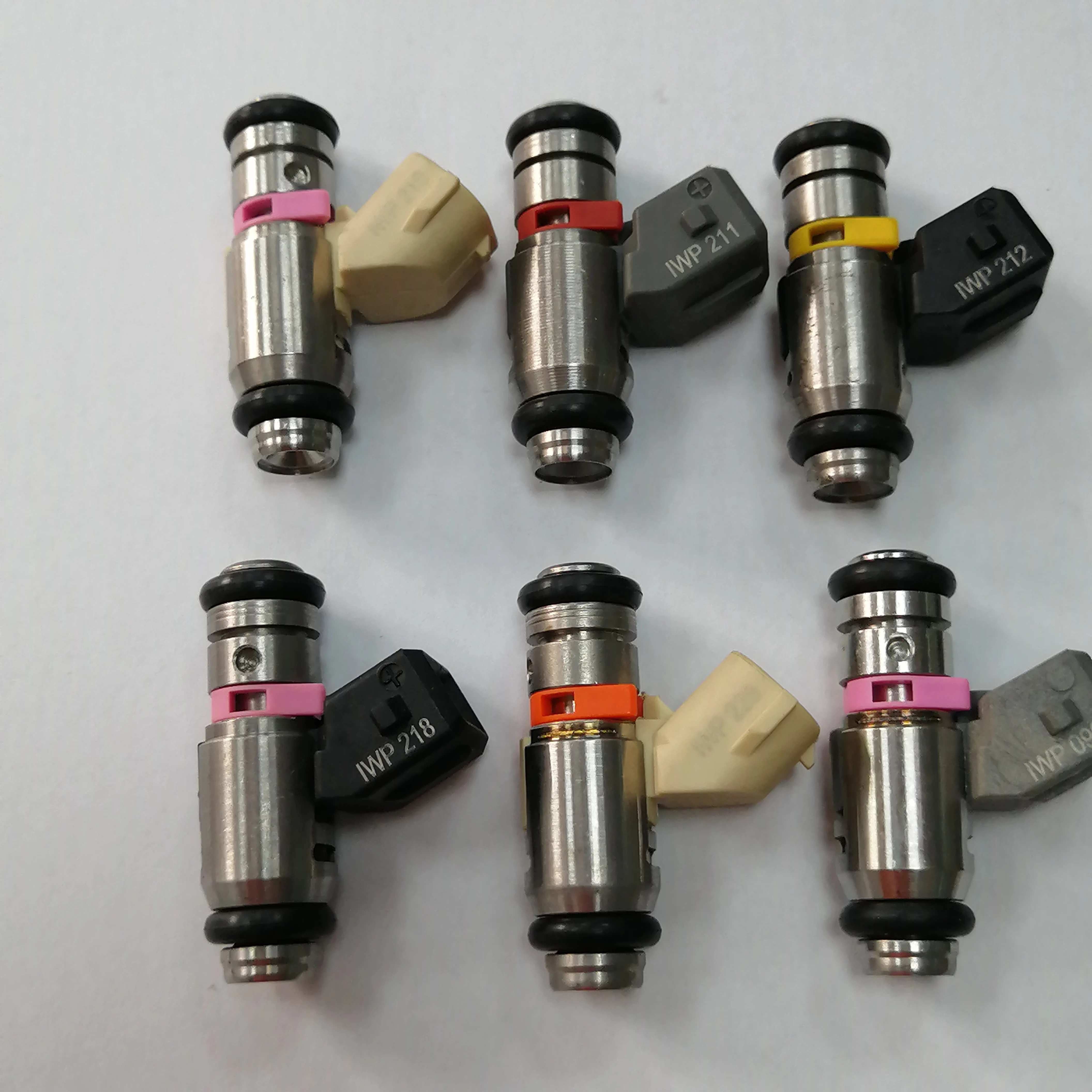 Fuel Injector Iwp101 Iwp109 Iwp113 Iwp114 Iwp115 Iwp116 Iwp119 Iwp126 ...