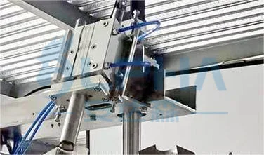 Semi-auto Pneumatic Chicken Leg Bone Removal Deboner Machine