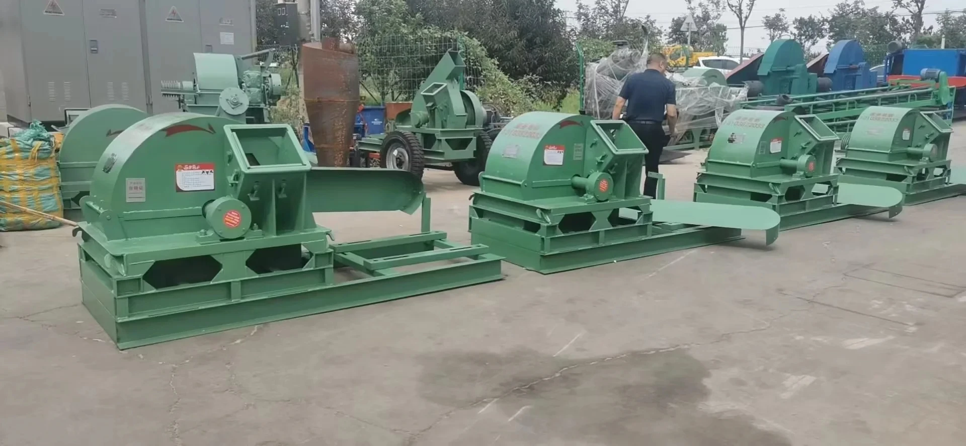 Malaysia Multifunctional Wood Grinder Diesel Wood Branch Sawdust ...