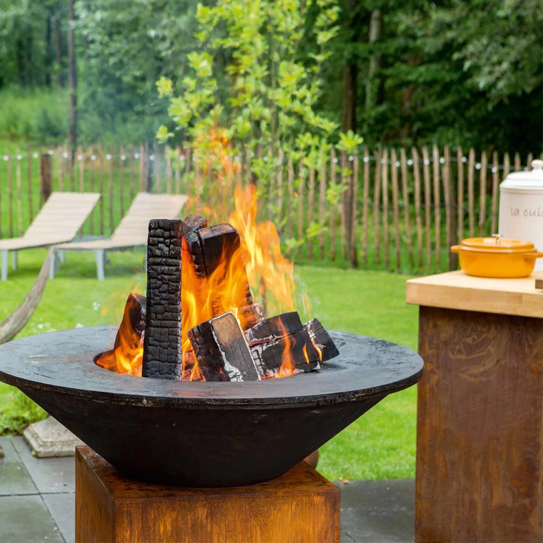 Outdoor Barbeque Charcoal Grill - Corten Steel Fire Pit