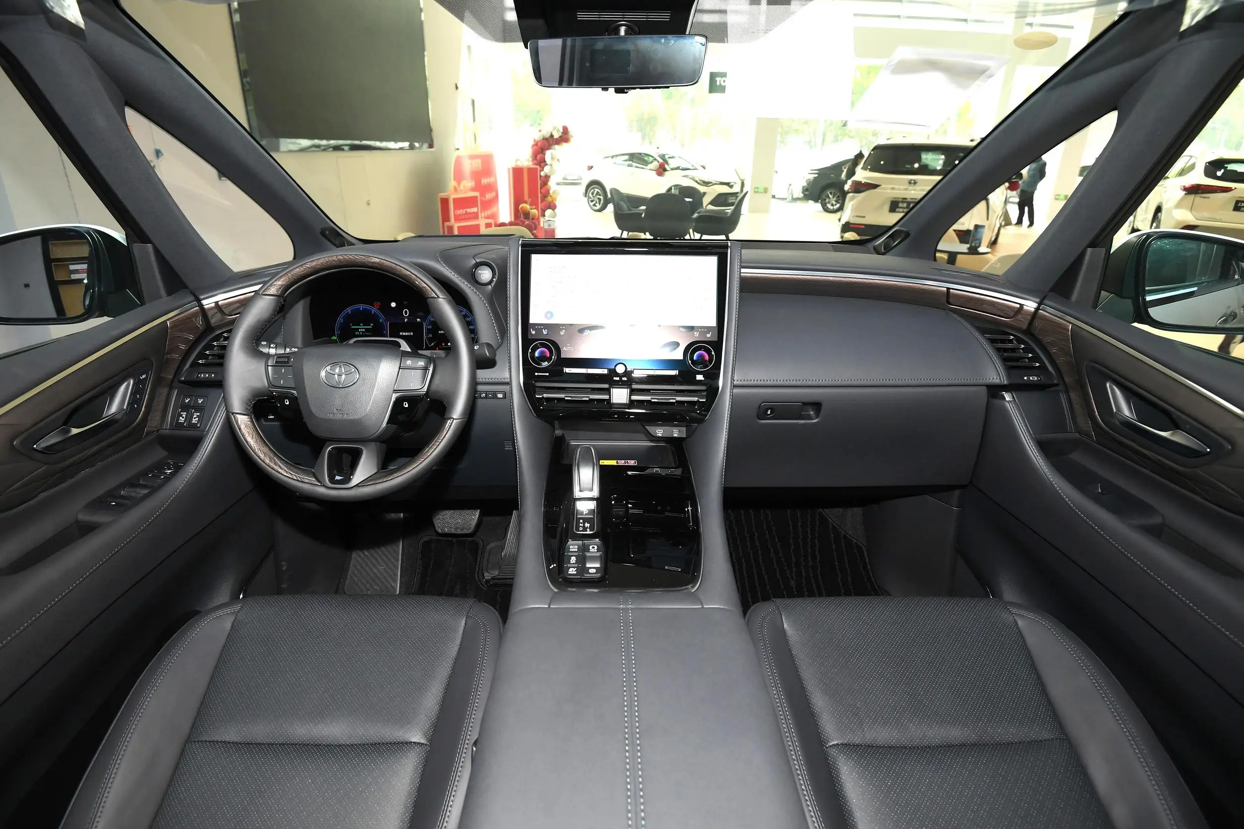 2024 Toyota Alphard 2.5L Smart Hybrid MPV - Premium Gold