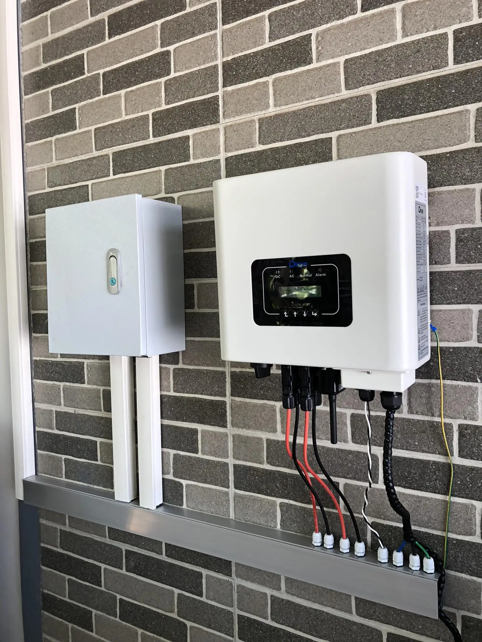 50 Kw Three Phase String Inverter Deye 30kw 40kw 50kw On Grid Inverter ...