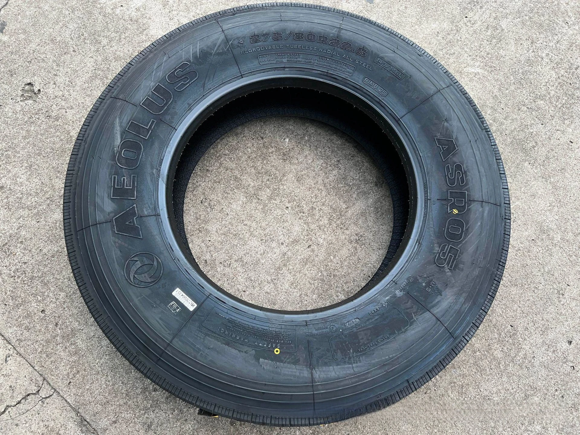 China Aeolus Brand Tires 12r22.5 10r22.5 11r22.5 Aeolus Truck Tires ...