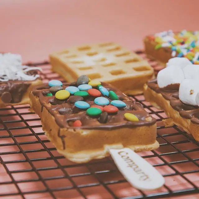 Crispy Sweet Snack Waffle Pops Stick Maker Machine - Buy Waffle Pops ...