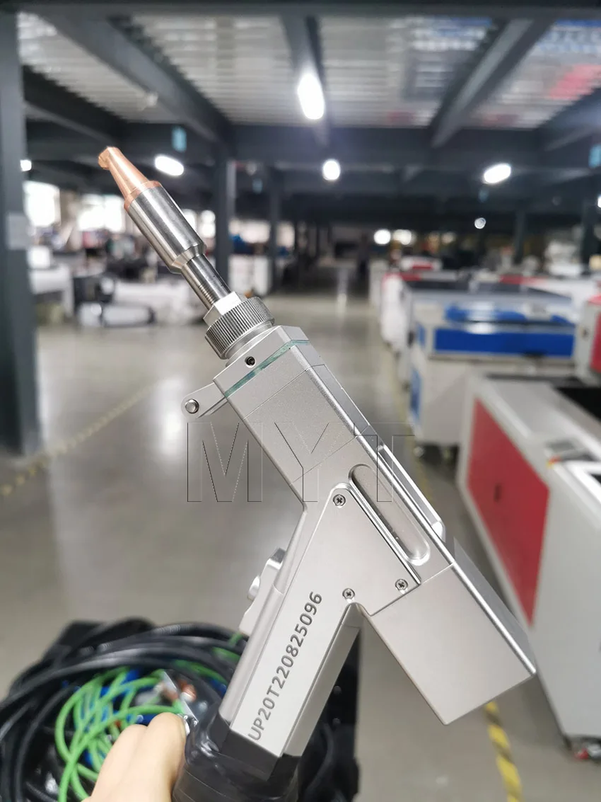 Price Off Cnc 1000w Haneheld Laser Welding Machine / Handweld Laser ...