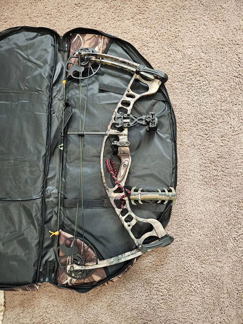 Free sample Takedown Recurve Bow Bag Easy Carrying Bow Case Arrow ...