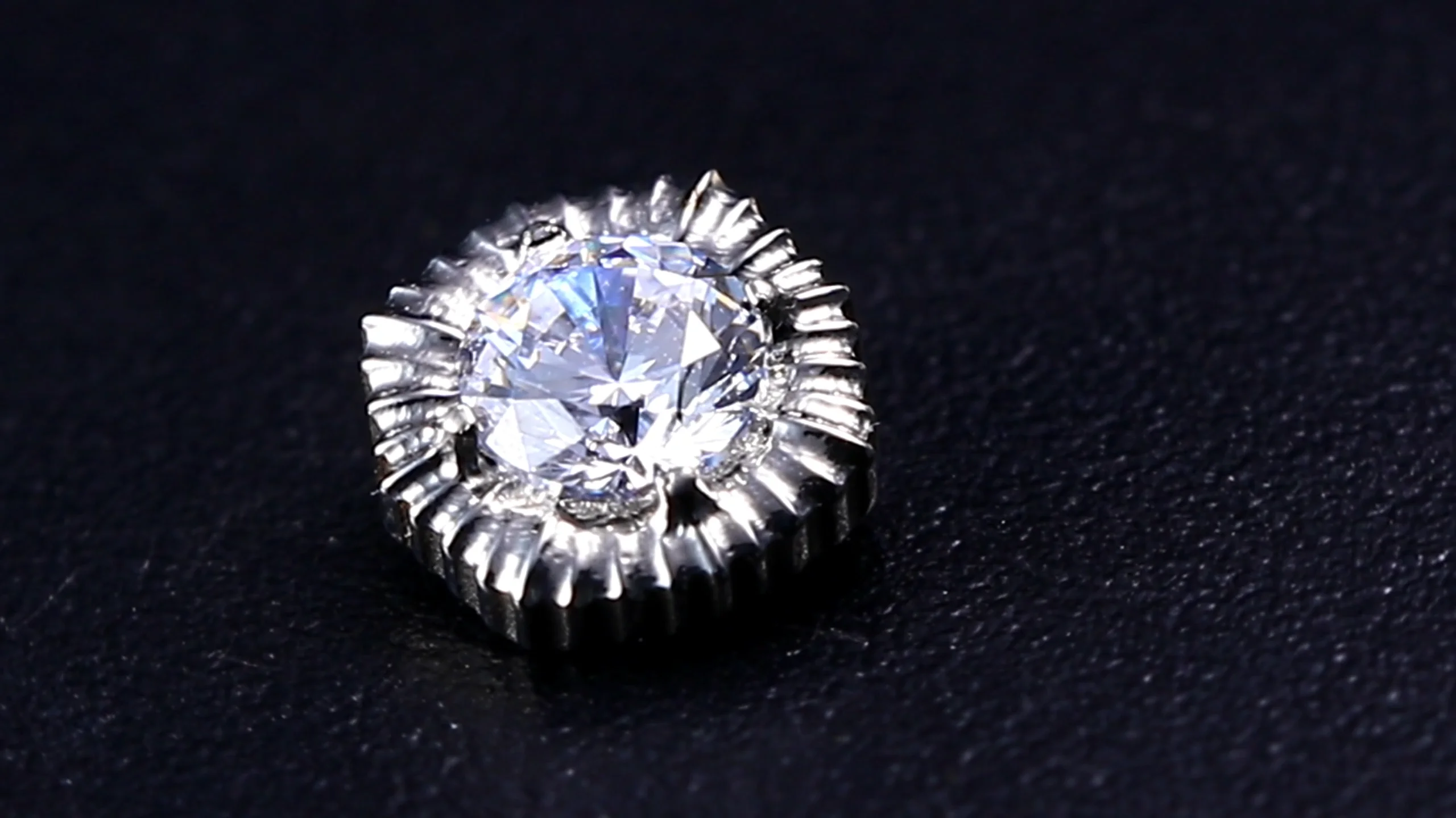 Eternal Metal Astm F136 Titanium Star Shaped Internally Threaded Ends ...