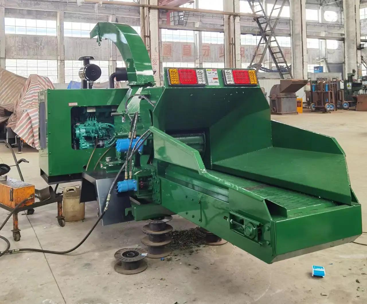 102hp Diesel Wood Shredder For Wood Garden Shredder Machines Forestry ...