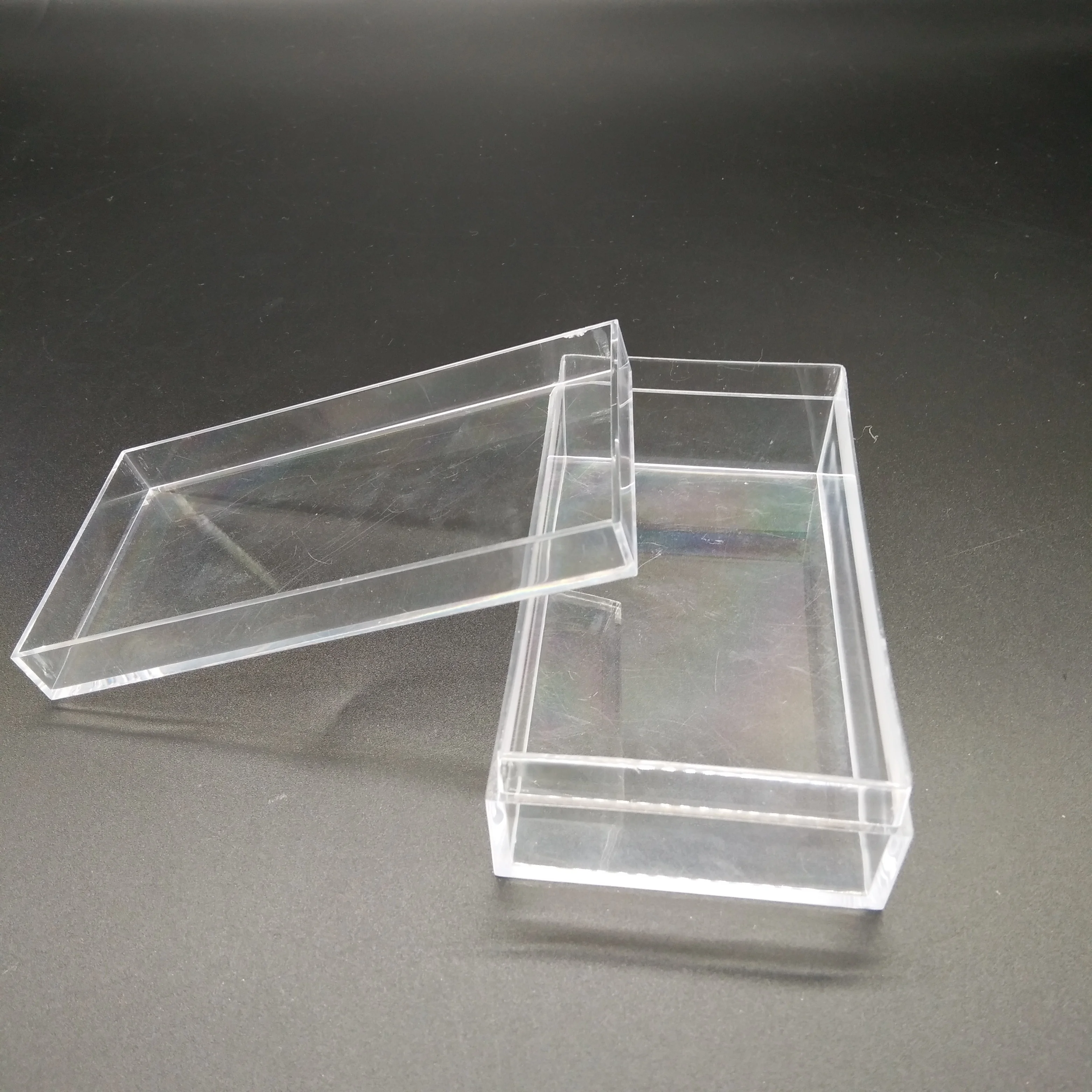 Clear Plastic Square Cube Box with Hinged Lid for Crafts