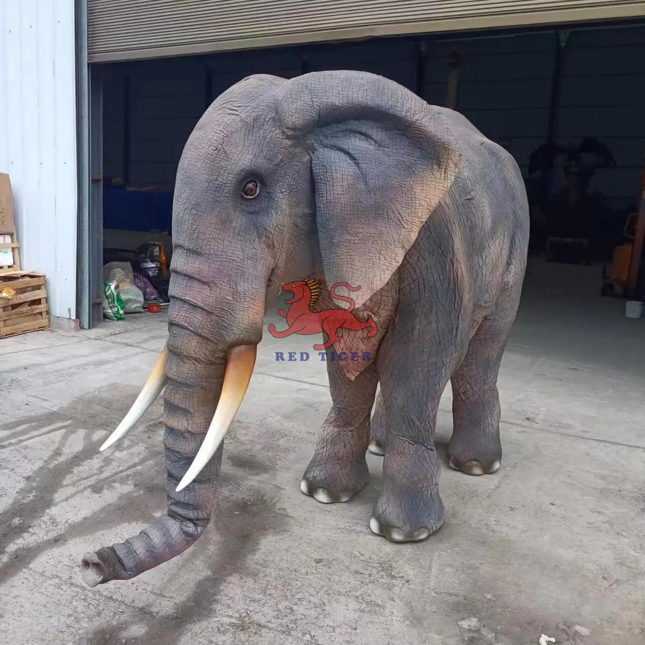 Hidden Legs High Quality Realistic Animatronic Elephant