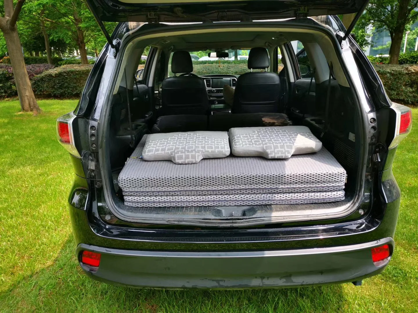 Customized Lightweight Folding POE Mattress for Outdoor Camping ...