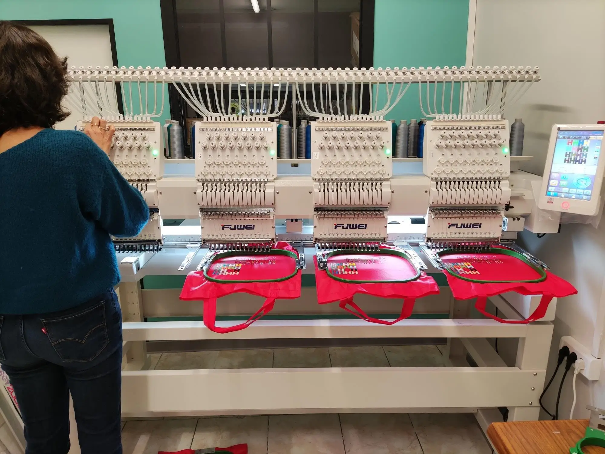 Fuwei 15 Needles Single Head Computerized Embroidery Machine For Hat ...