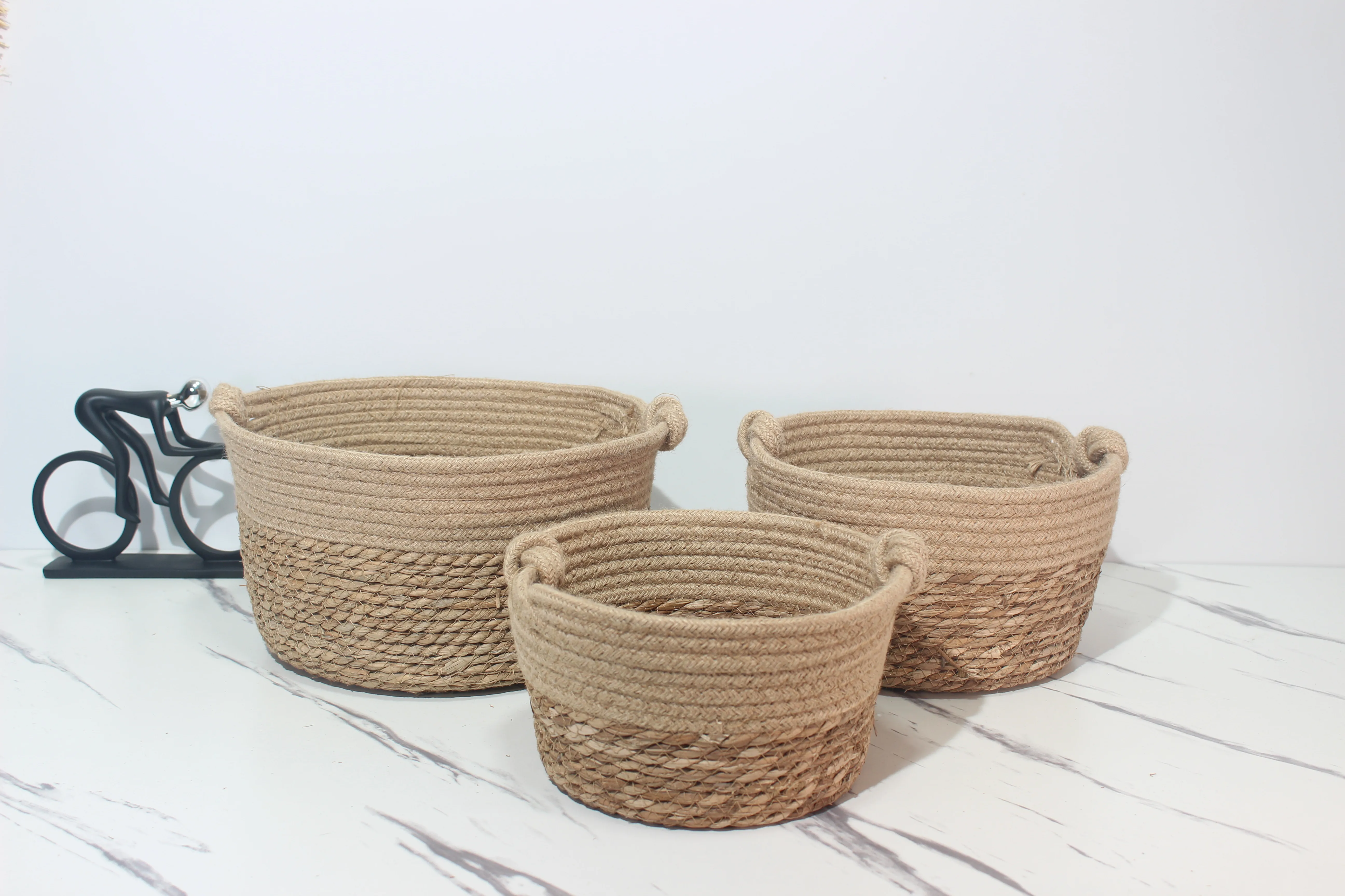 Natural Straw Woven Storage Basket - Buy Straw Weavings Storage,Storage ...