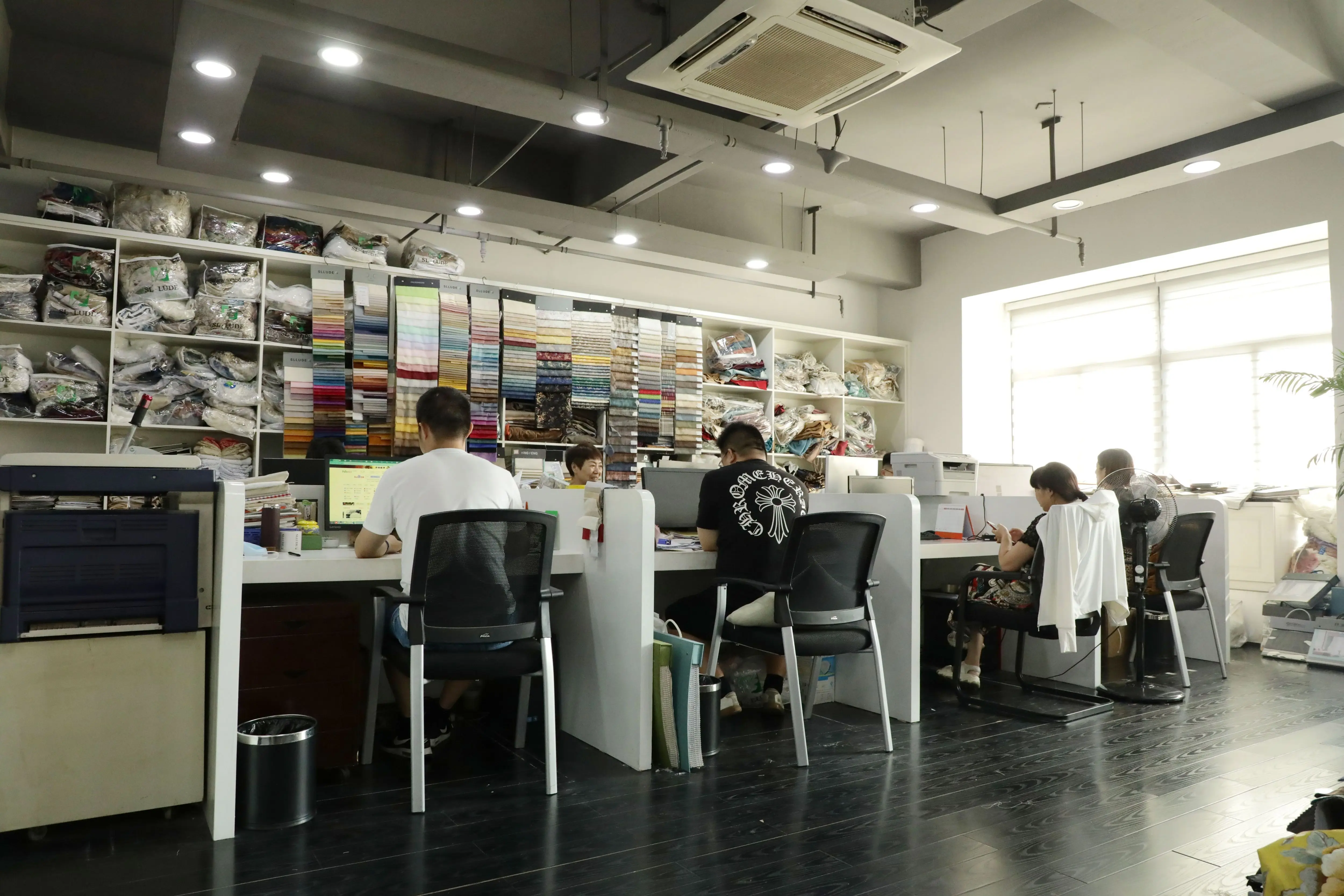 Company Overview - Shaoxing Keqiao Moyung Textile Co., Ltd.