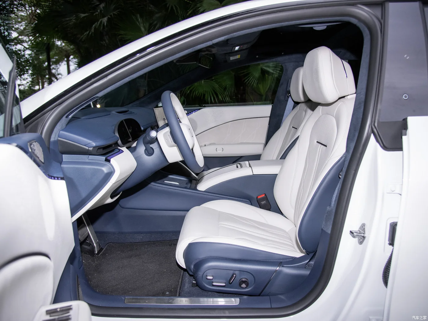 2024 Zeekr 007 Rear-drive Smart Edition 100kwh Smoke Gray Newly ...