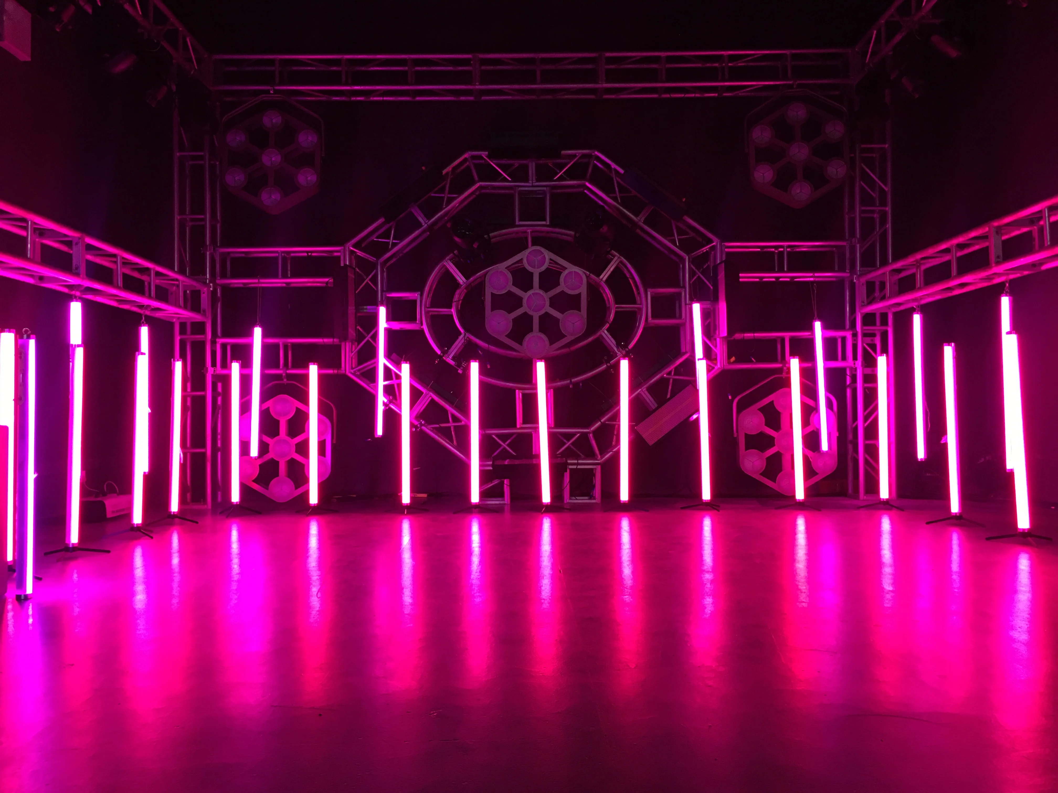 180 LED Tube Light RGBW - Waterproof LED Strip Light for Outdoor Use ...