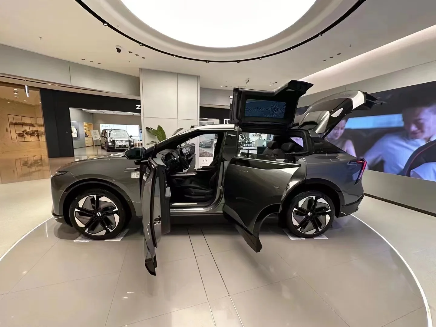 Human Horizons Hiphi Z 4wd Electric Vehicle Long Endurance Hatchback ...