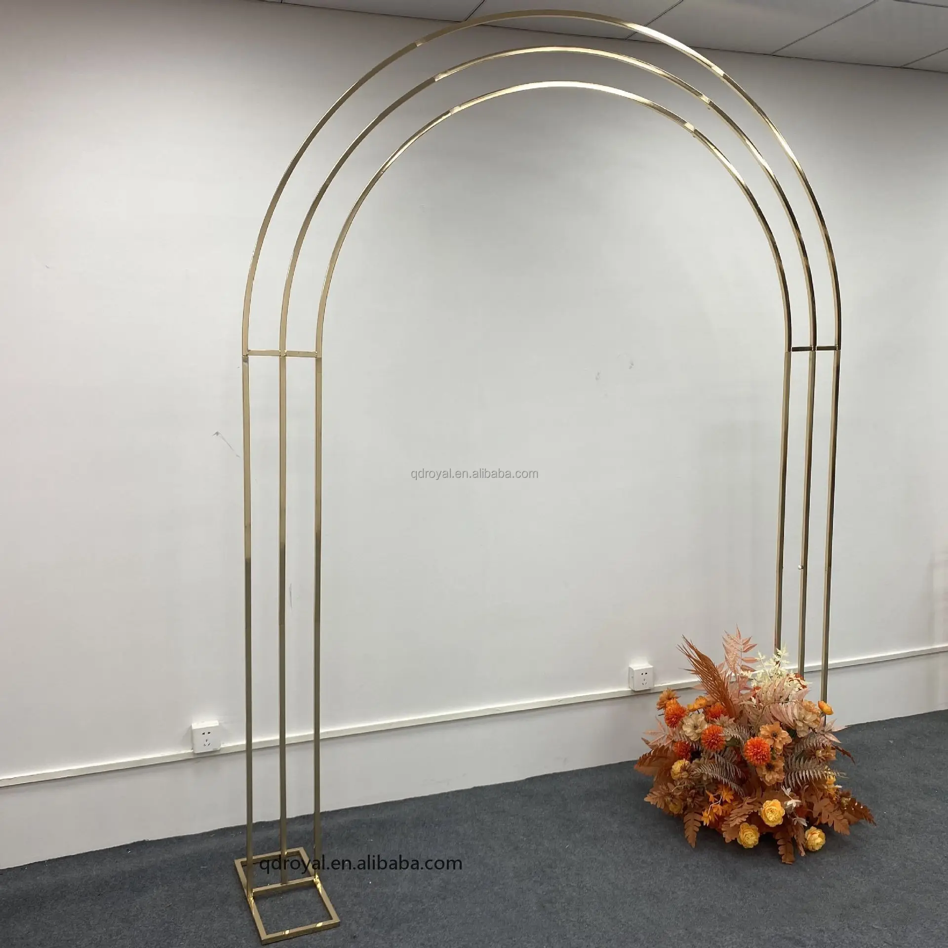 2023 Hot Sale Shining Gold Iron Circle Arch Backdrop Wedding Stand ...
