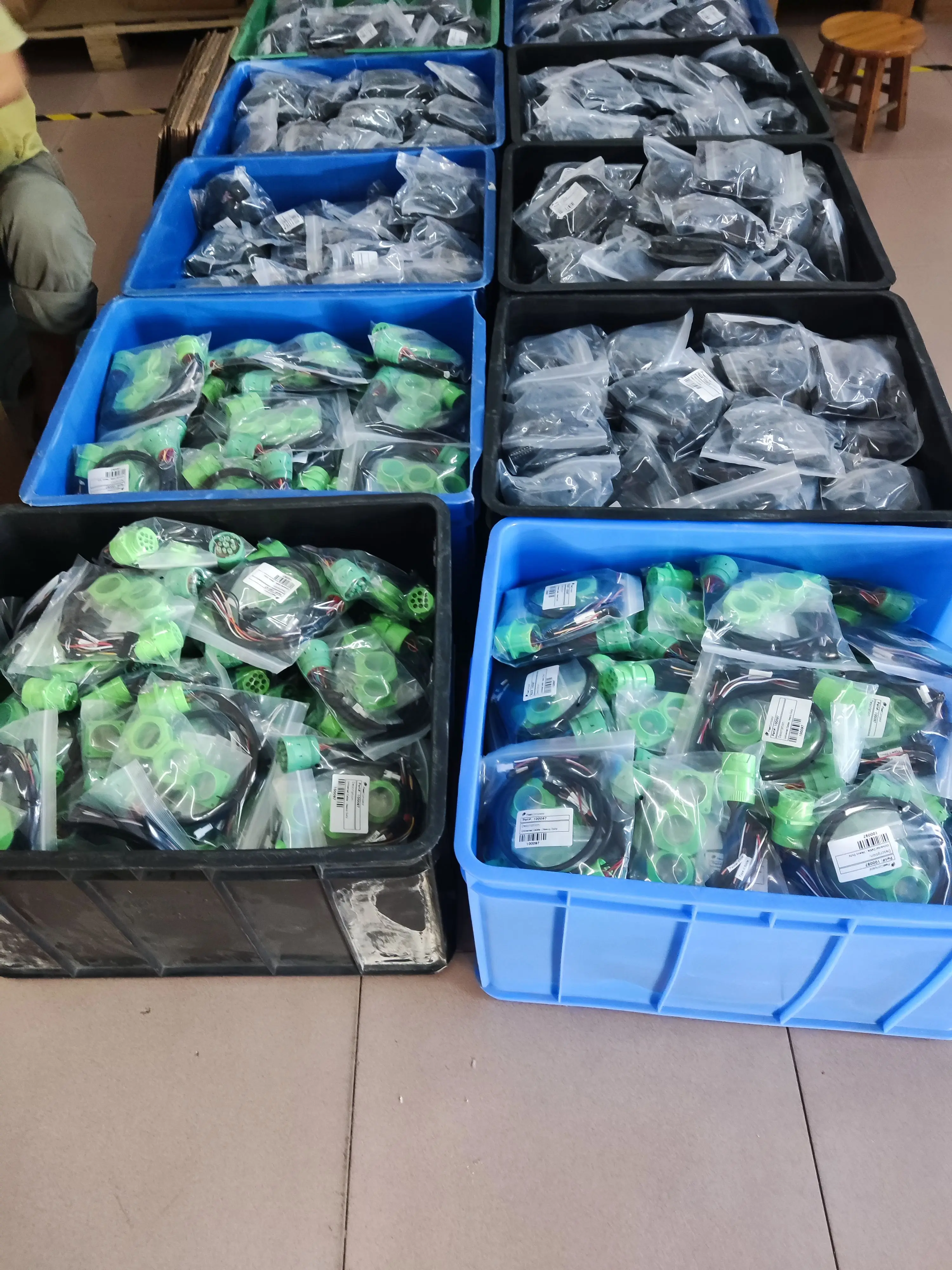 Rp1226 Y Cable 14pin 1 Male To 2 Female Heavy Duty Truck Cable 54201412 ...