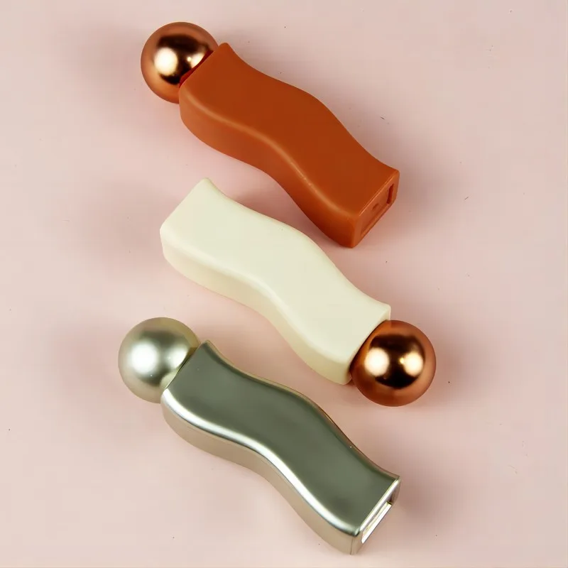 Custom Lipstick Packing - Unique Lip Gloss Tubes