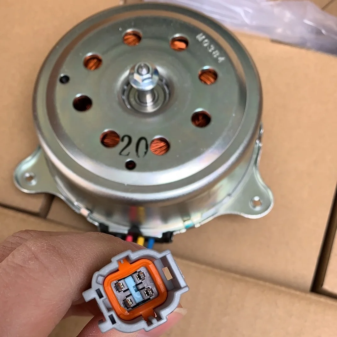 OEM Radiator Cooling Fan Motor for Nissan March Sunny N17