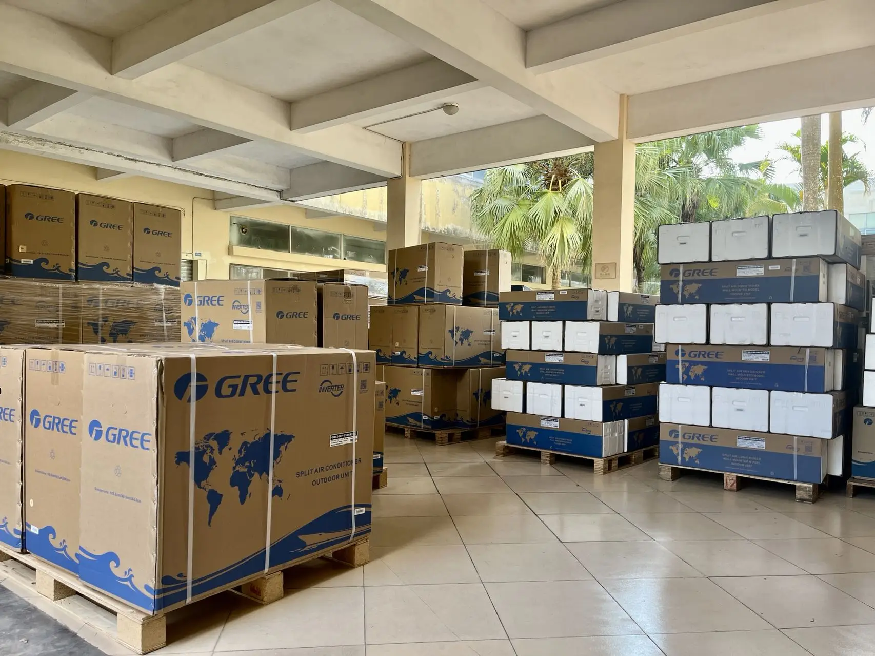 Gree R32 R410a Rooftop Rv Air Conditioner 220v 8000btu 12000btu Cooling ...