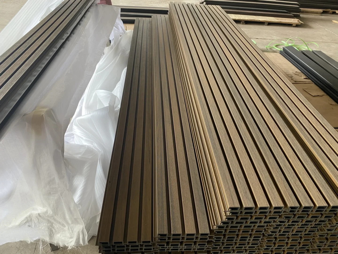 Siding Co-extrusion External Cladding Outdoor Wood Plastic Composite ...