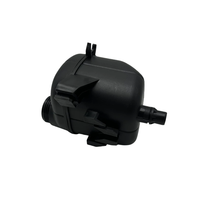 Auto Spare Parts Engine Radiator Coolant Water Expansion Tank Coolant ...