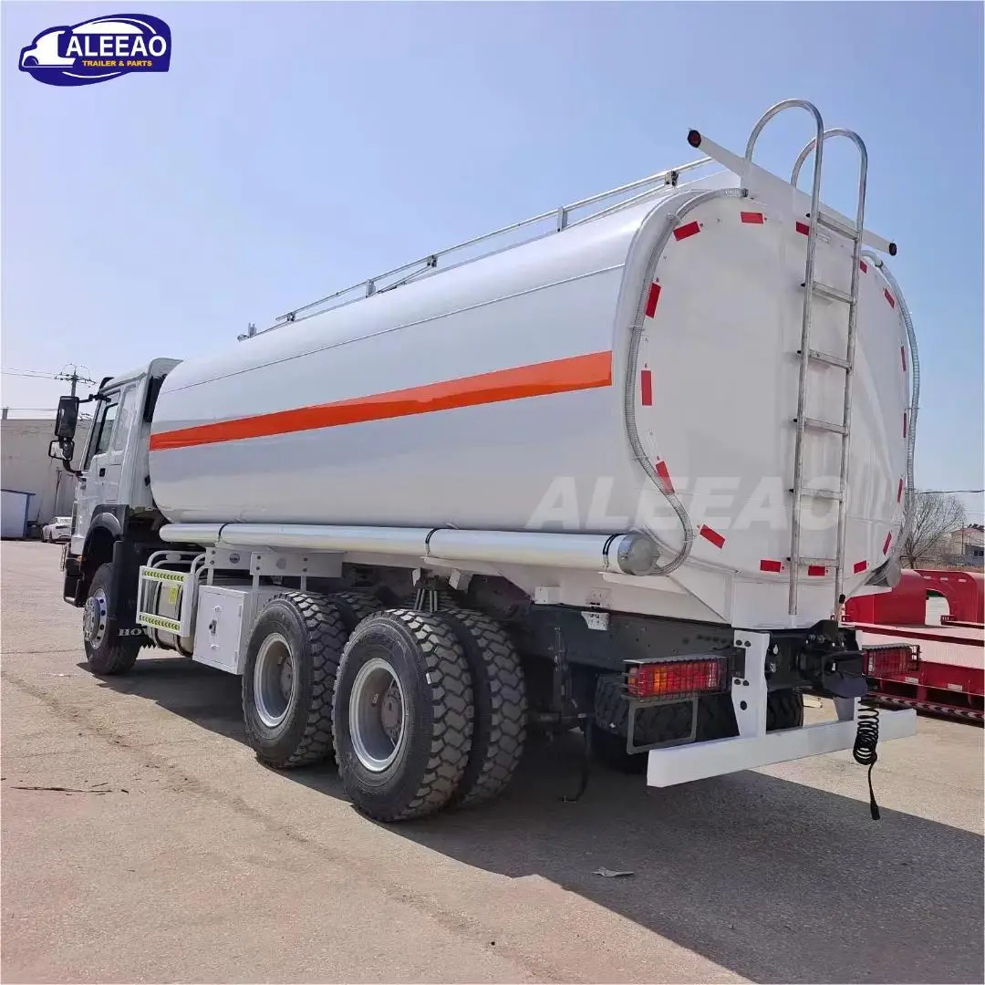 SINOTRUK Oil Tanker Truck New Fuel Tank Carbon Steel HOWO 6x4 10 ...