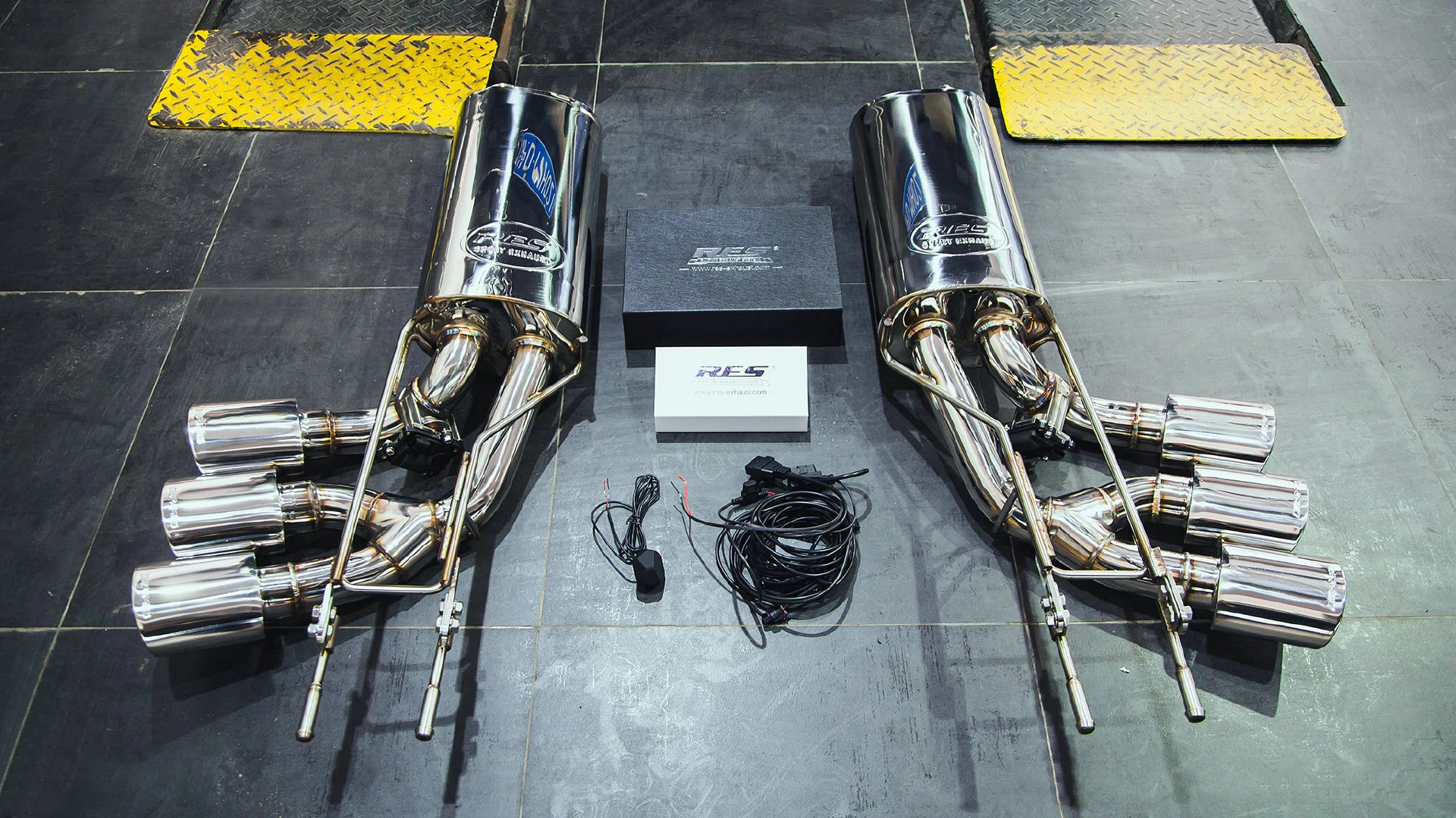 Exhaust System Variable Valves Muffler System With Quad Tips For ...